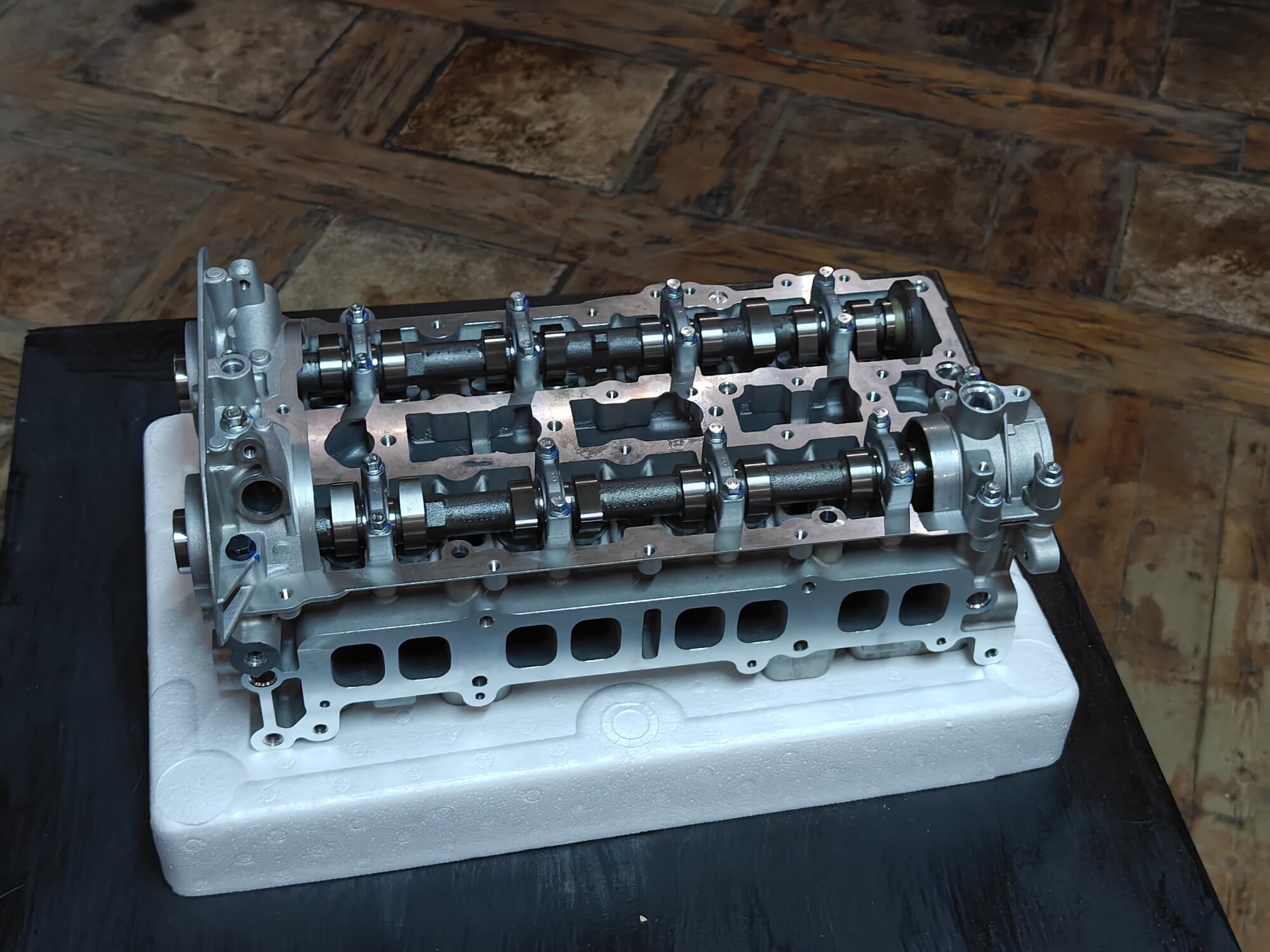 Головка блока цилиндров Ford EcoBoost 1.6 / Форд Экобуст 1.6. JQMB, JQDA, JQDB, JUDA