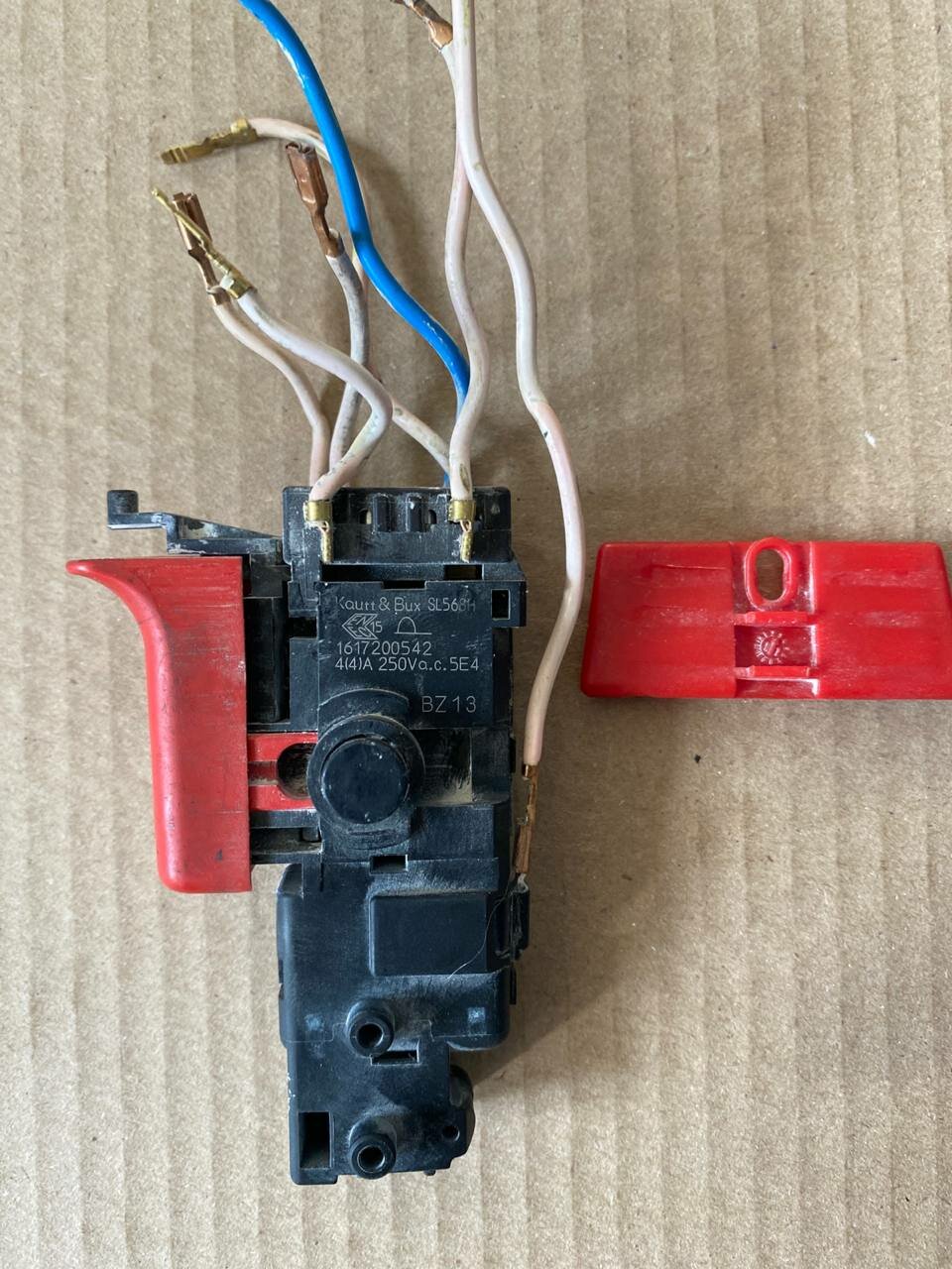 Выключатель для перфоратора BOSCH GBH 2-20 D, б/у