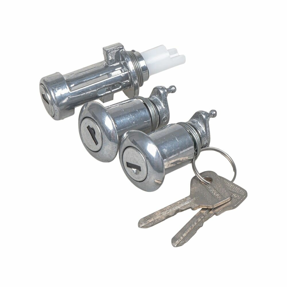 Личинки в сборе с замка багажника на ВАЗ 2105 1980-2010