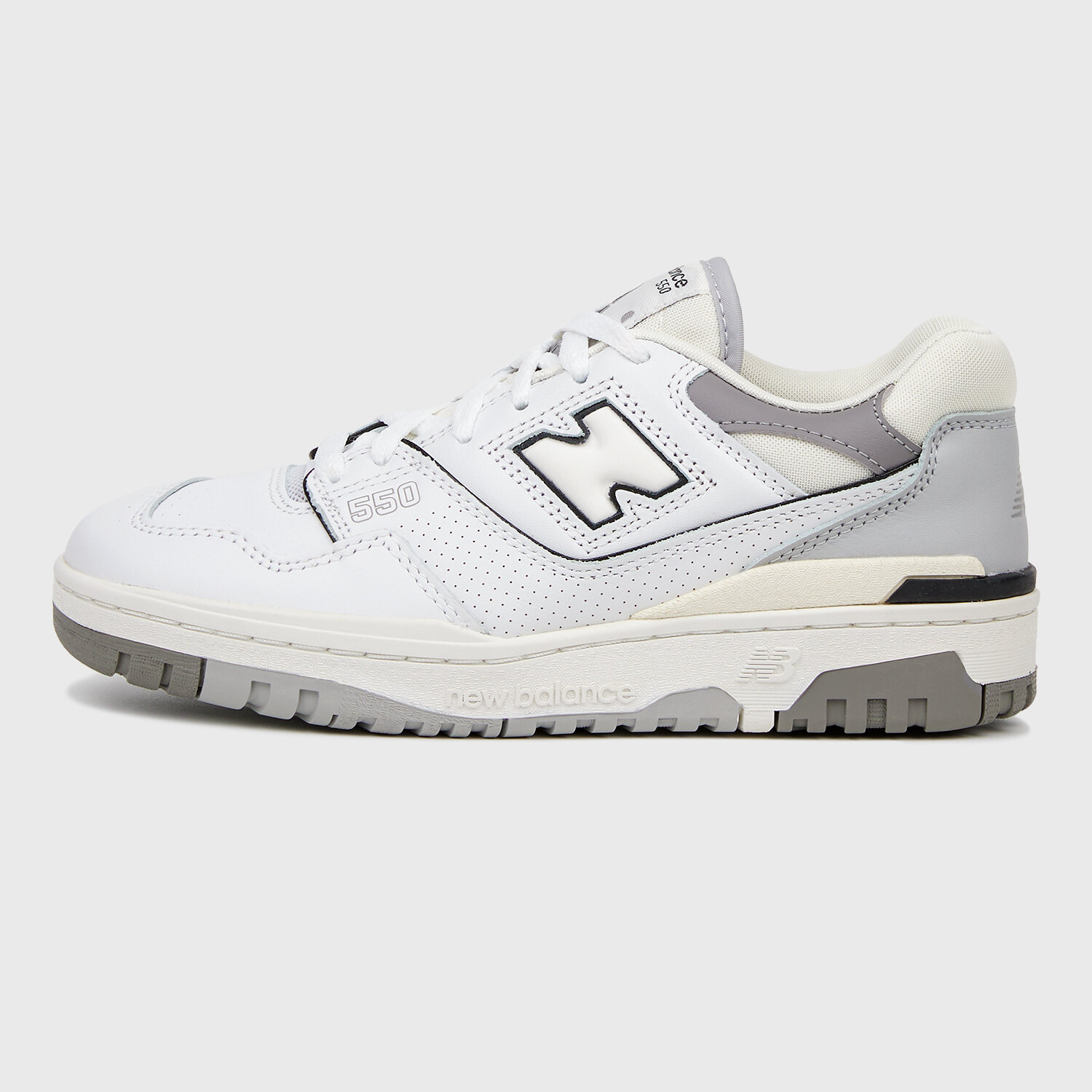 Кроссовки 550