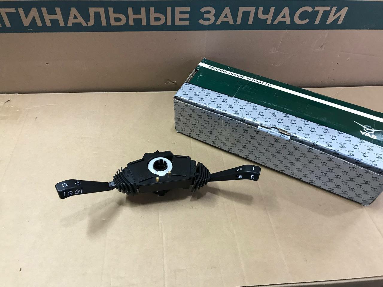 Переключатель подрулевой УАЗ Патриот н/о с мая 2012г. в. детали авто