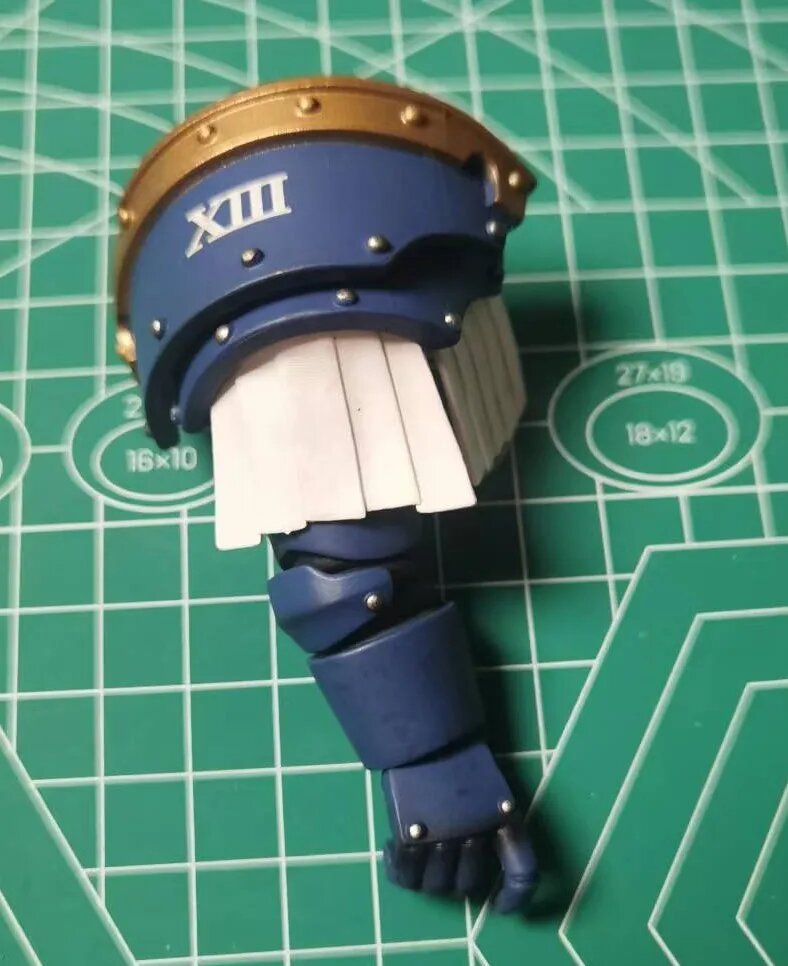 JOY TOY Warhammer 1/18 Терминатор с автоканоном Reaper Toy Accessory 2