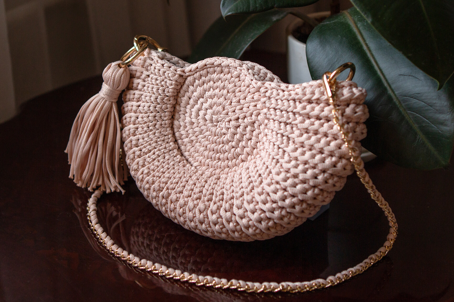 Сумка кросс-боди Ракушка