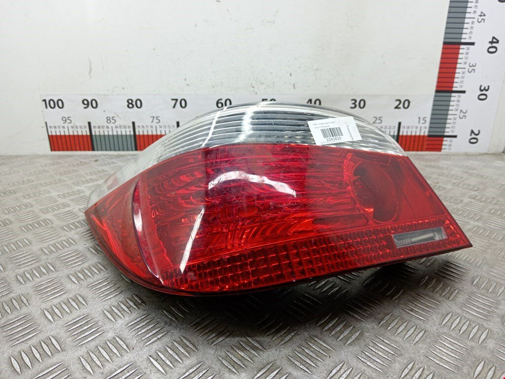 Фонарь задний левый BMW 5-Series (E60/E61) 63217165737 арт. 2243820
