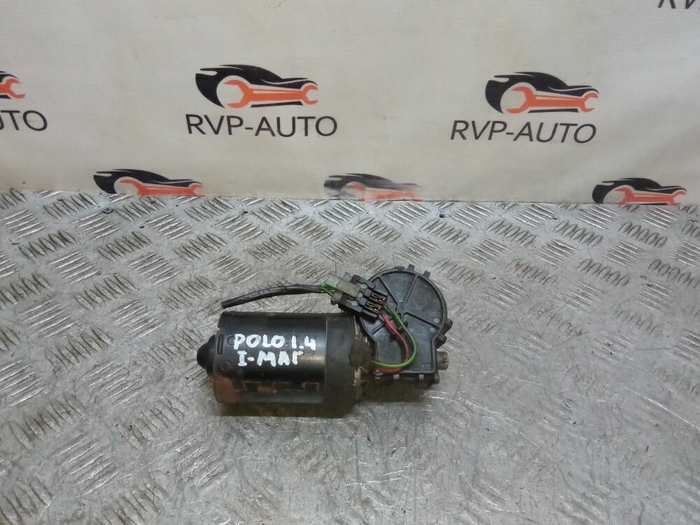Моторчик стеклоочистителя Volkswagen Polo 1995-99