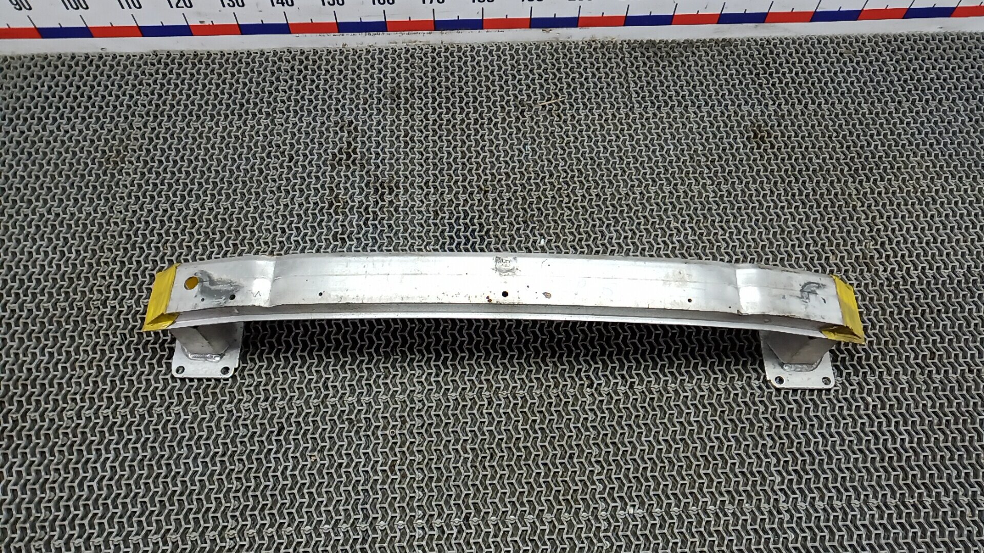 Усилитель бампера передний (кронштейн) PEUGEOT 308 2