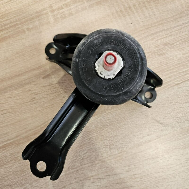 Опора двигателя Solaris 17-2/Rio 16-/Rio X-Line 17-/Solaris 24- Hyundai-KIA арт. 21810H5000