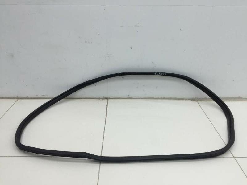 Уплотнитель проема двери задней левой Kia Cerato 2018 кат.номер: 83130M6000