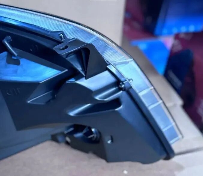 Фары автомобильные