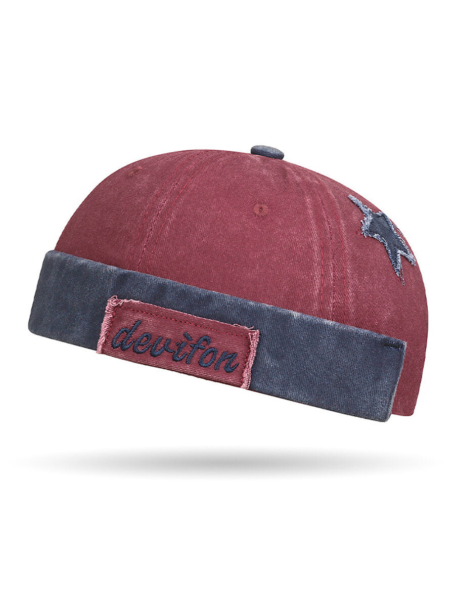 Шляпа докера с вышитой на нашивке надписью