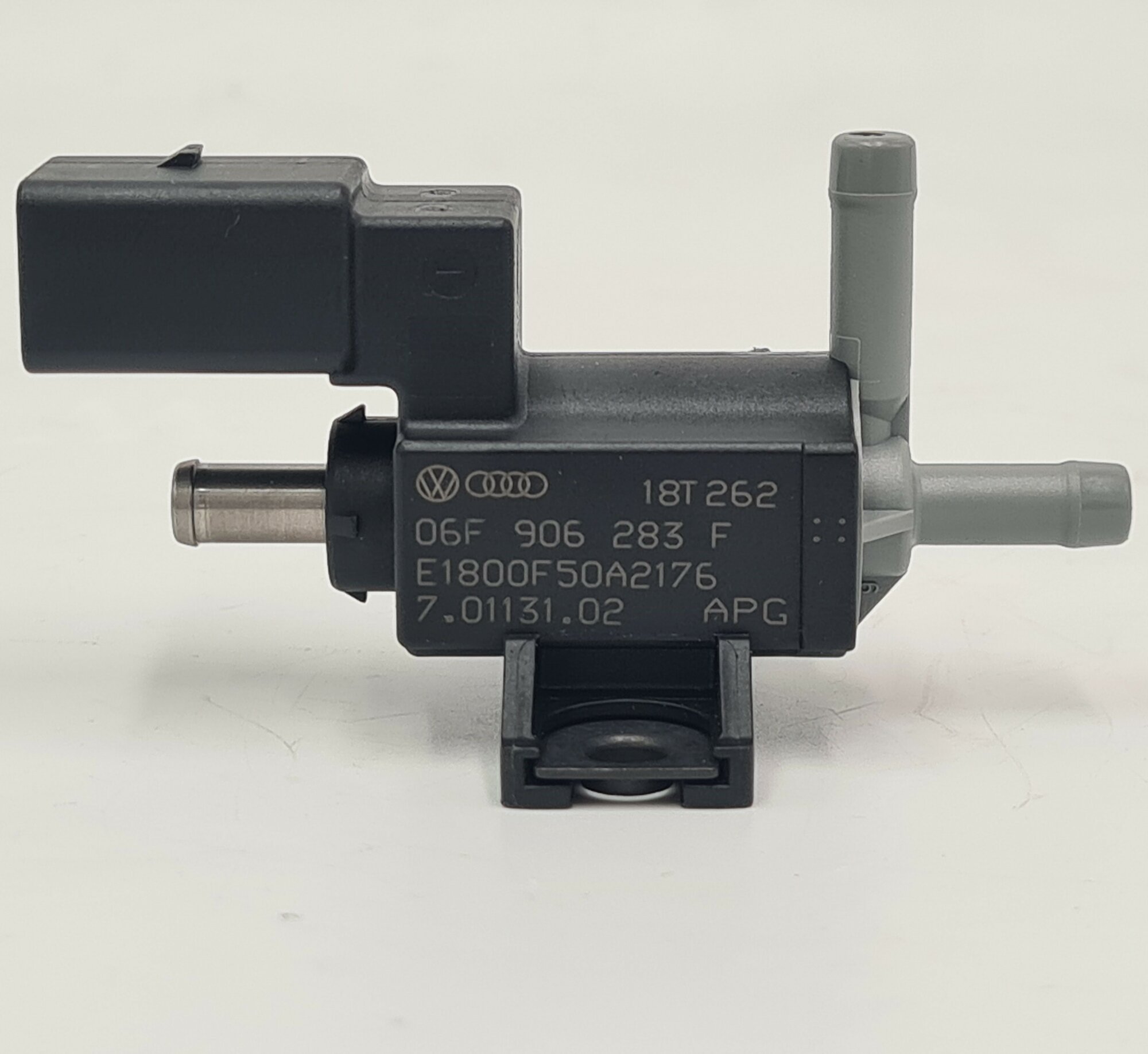 Клапан электромагнитный турбокомпрессора VAG 06F906283F ( 06F 906 283 F ) для AUDI, SEAT, SKODA, VOLKSWAGEN