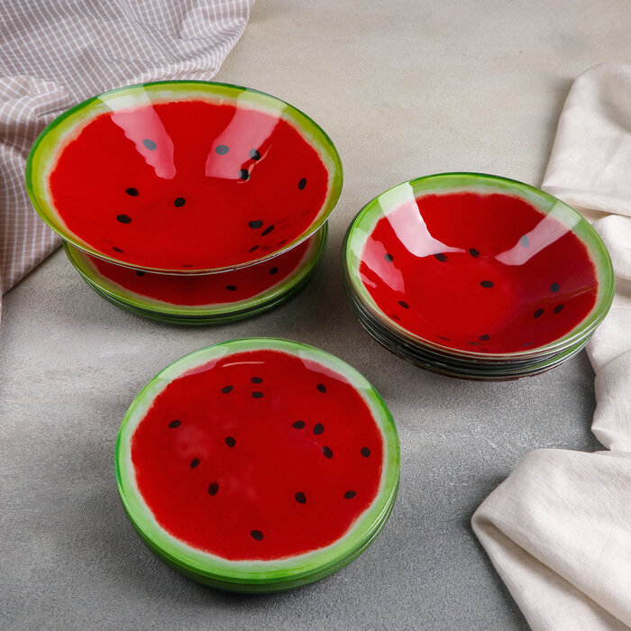 Тарелки Доляна «Сладкий арбуз», 19 предметов: 6 десертных тарелок, 6 обеденных тарелок, 6 мисок, салатник, стекло, красный