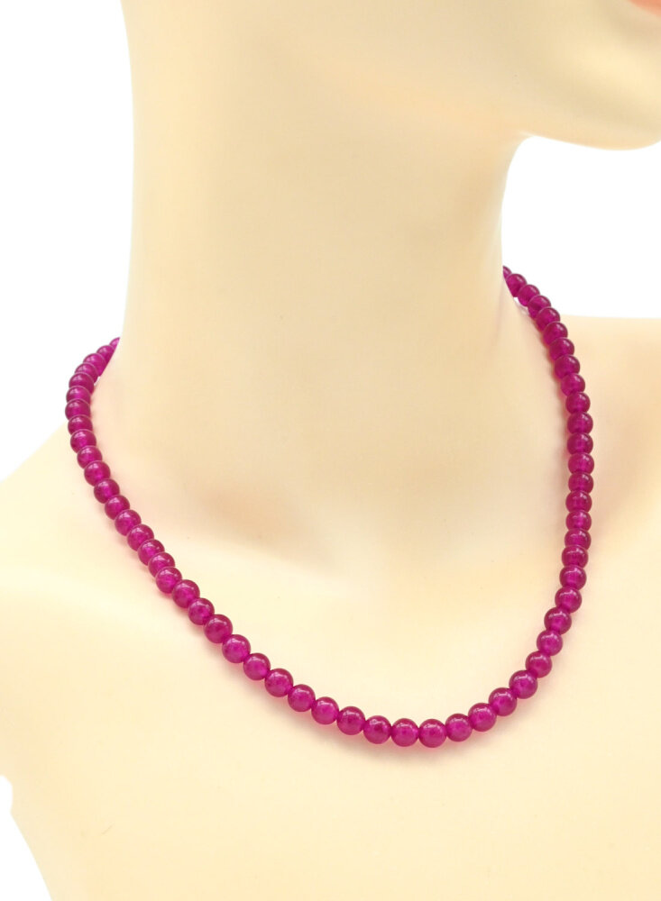 Бусы, корунд