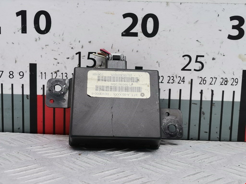 Блок комфорта Jeep Grand Cherokee 3 56038728AI арт. 1881230