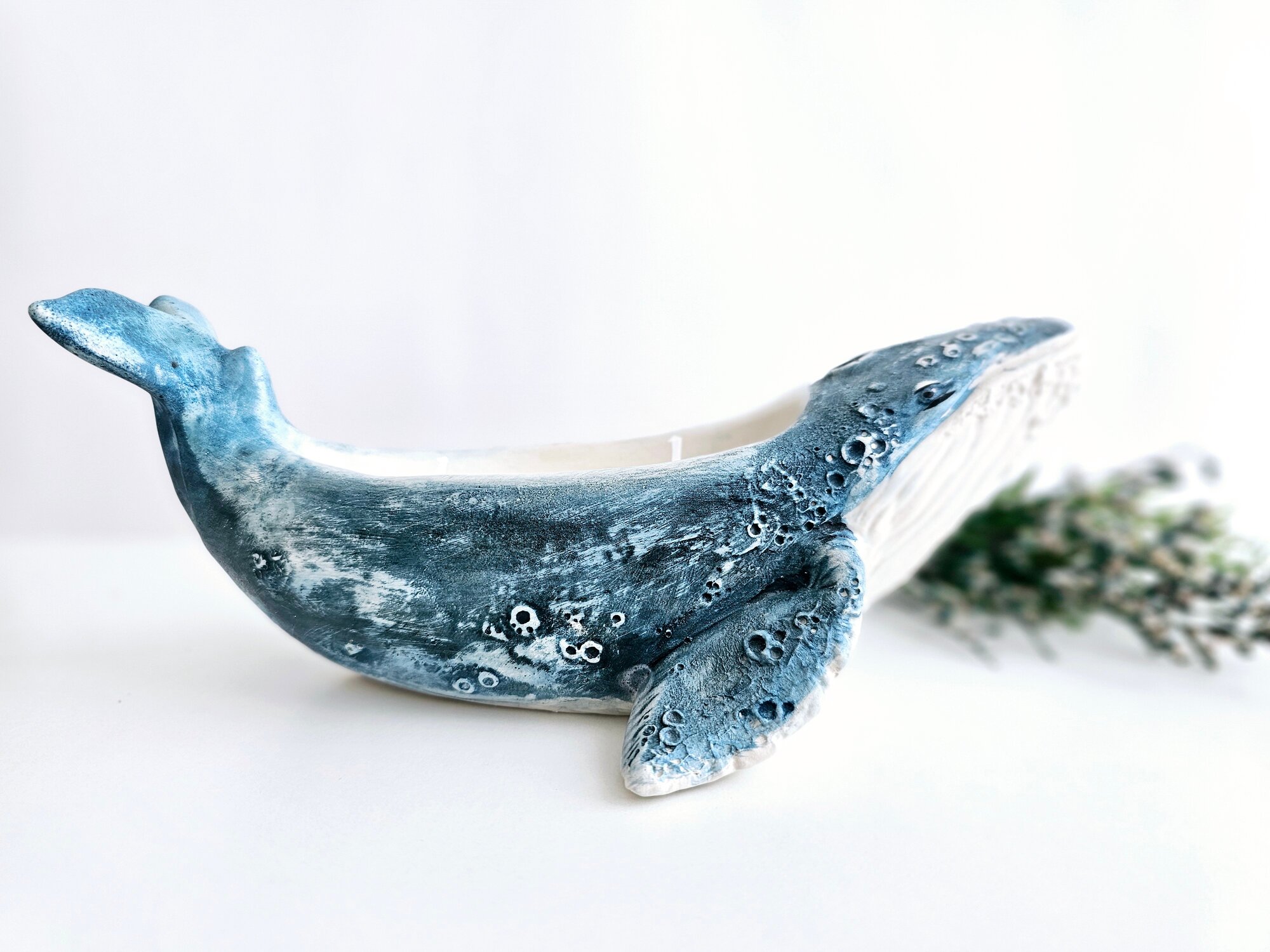 Свеча ароматическая Кит