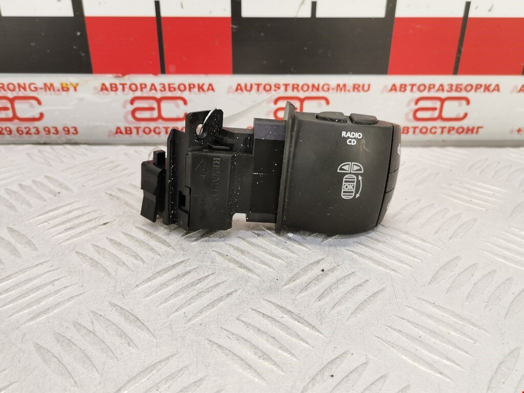 Переключатель подрулевой управления магнитолой Renault Megane 3 255520013R арт. 919411