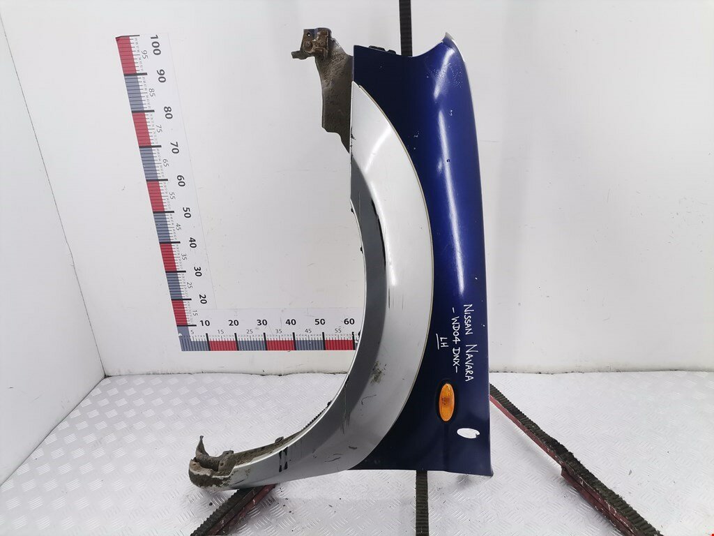 Крыло переднее левое Nissan Navara (D22) 63113VK310 арт. 1653037