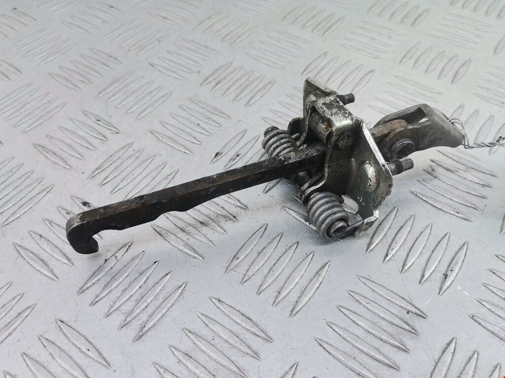 Ограничитель открывания двери передней Renault Master 3 804304453R арт. 2129759