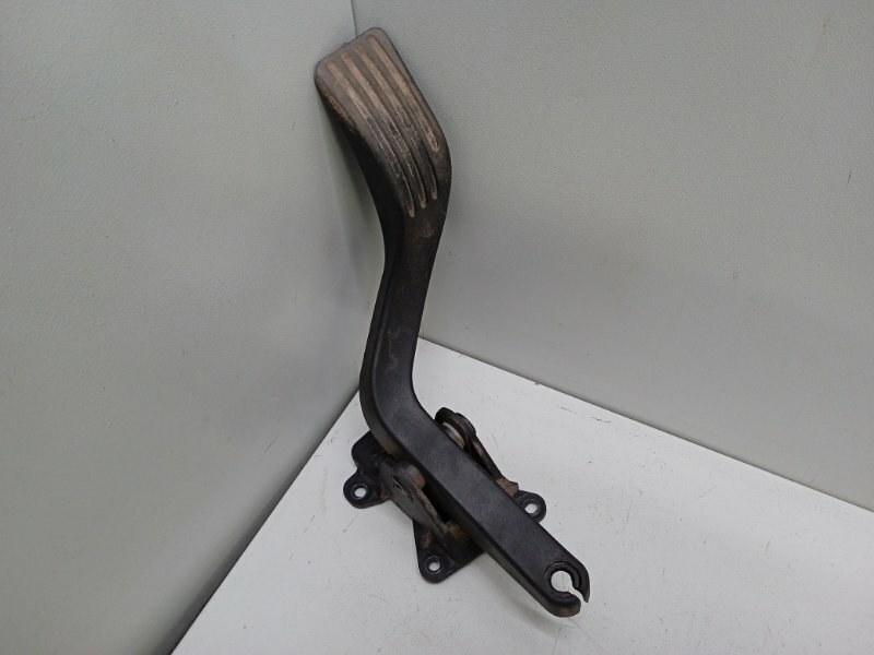 Б/У Форд Фокус 1 Педаль газа Ford Focus 2002 1, DFW 118450 FORD арт. 98AB9P732AE, 1064310