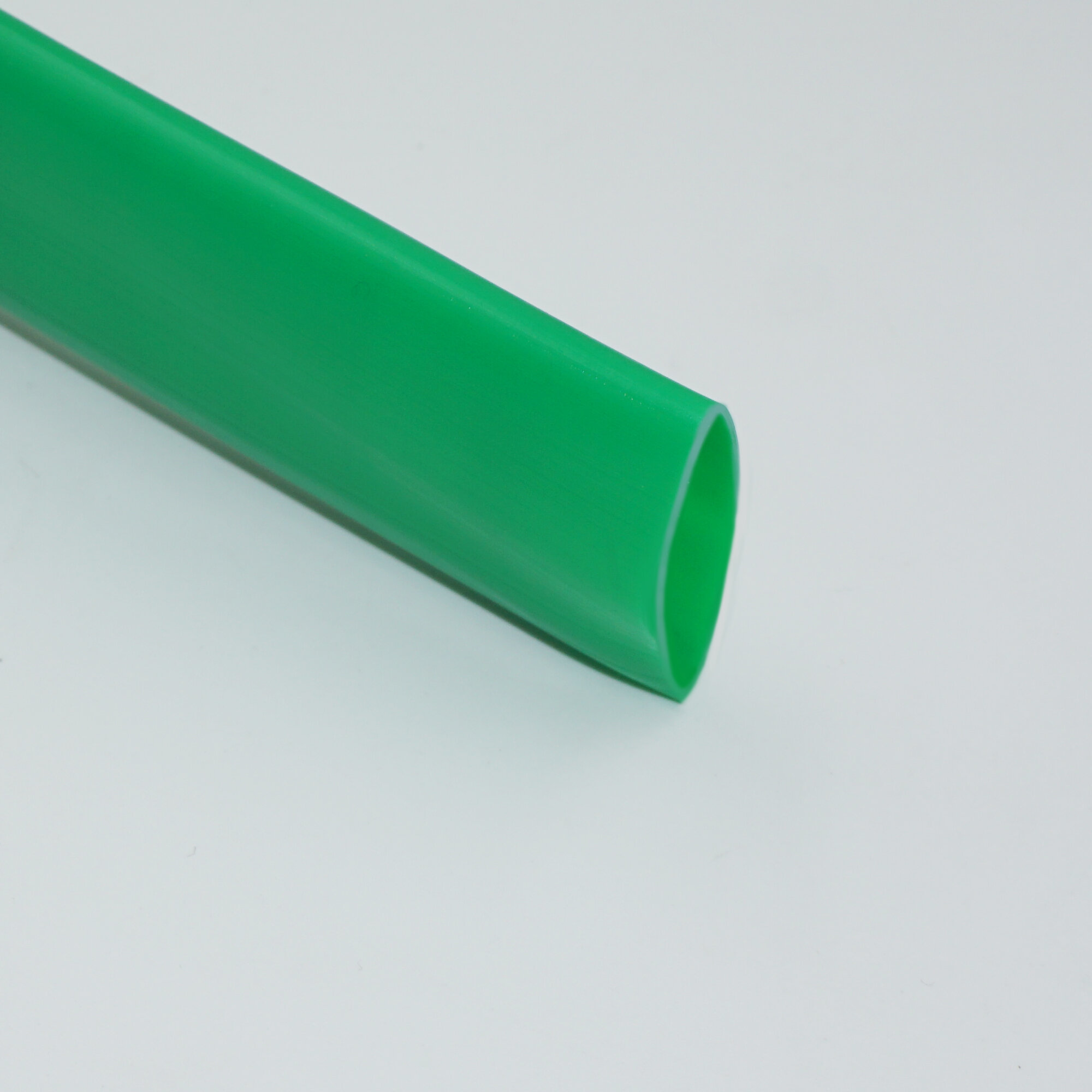 Трубка термоусаживаемая ТТЭ-С 24/12 зеленая (1 м)