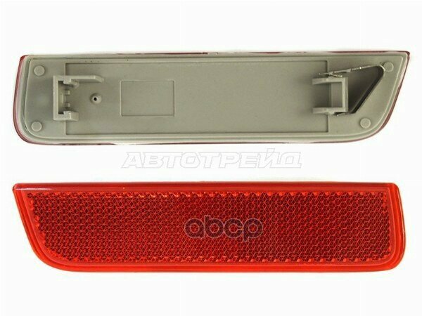 Отражатель Renault Duster 10-21 / Sandero 14-18 (Слева) Sat арт. ST-551-29D1L