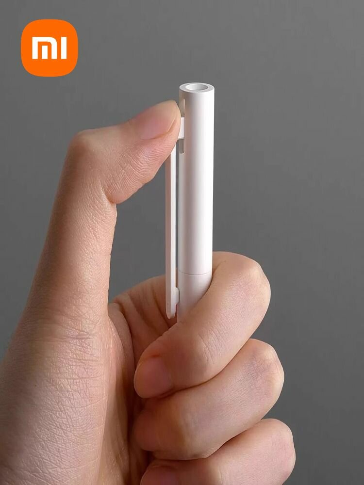 Гелевая ручка Xiaomi нажимного типа.