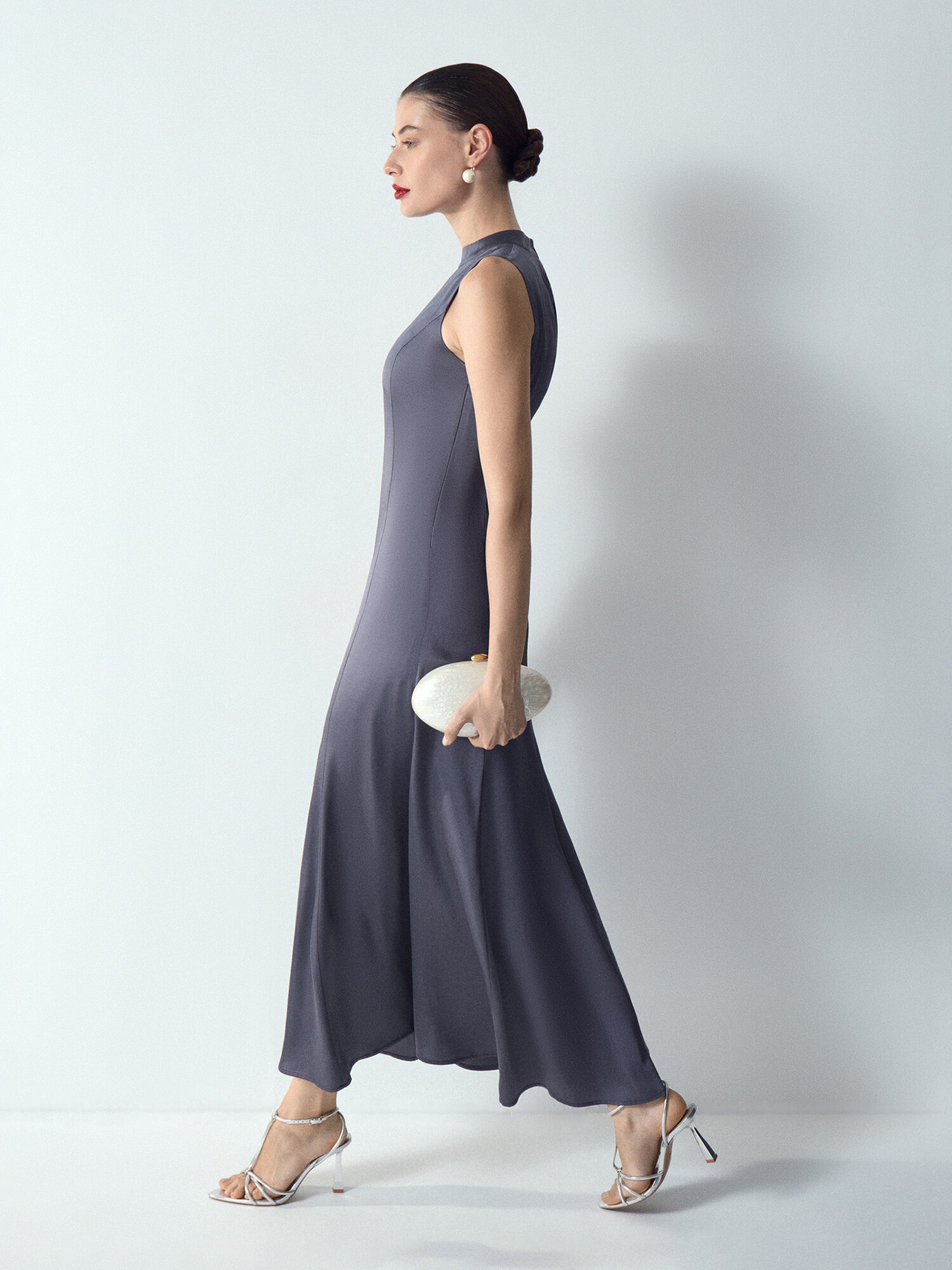 Платье Осень-зима 2025