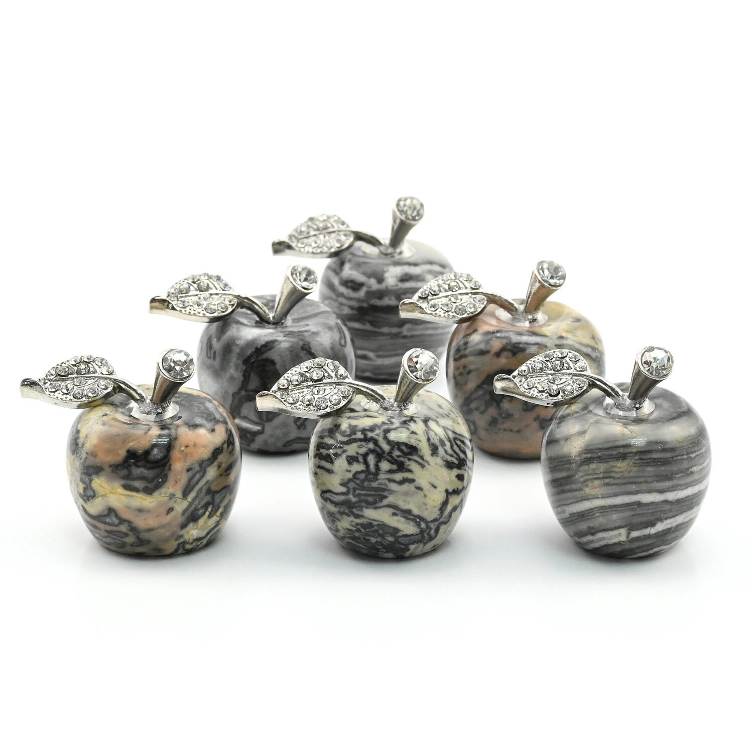 Яблочко из яшмы серой 25*29мм. .