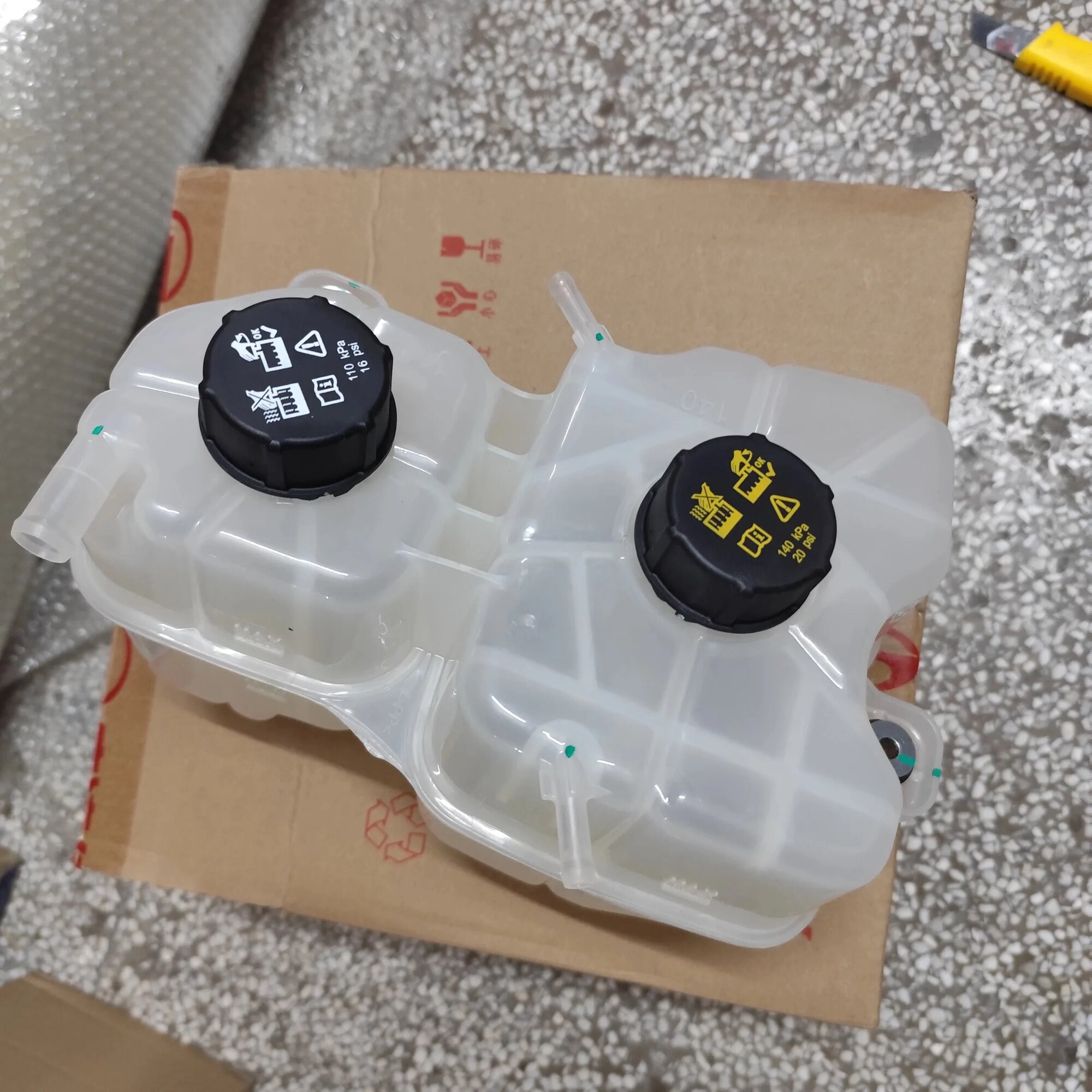 Бак для охлаждающей воды радиатора, антифриз для GAC Trumpchi GS8 M8