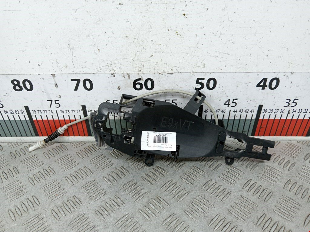 Кронштейн (держатель) ручки двери BMW 3-Series (E90/E91/E92/E93) 51227199839 арт. 2265957