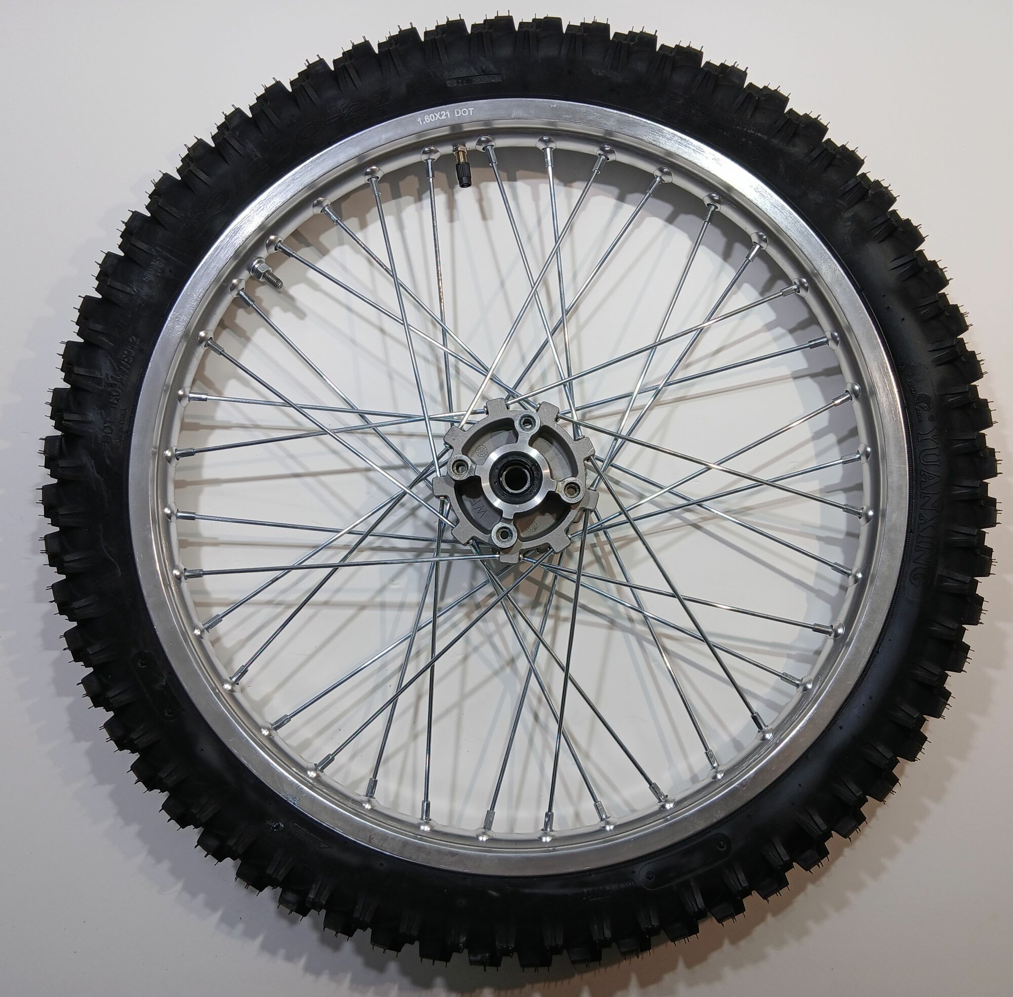 Колесо переднее в сборе 80/100-21 ось Ф15мм Мотоцикл KAYO T2 ENDURO