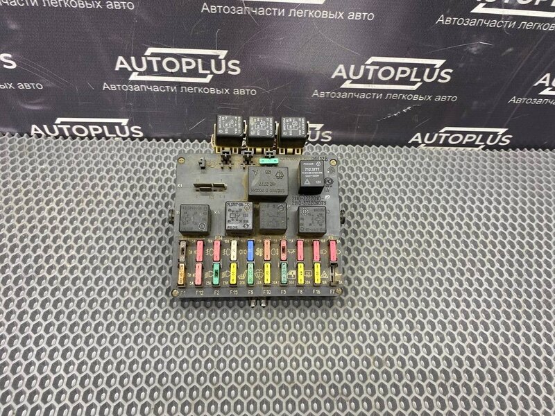 Блок предохранителей