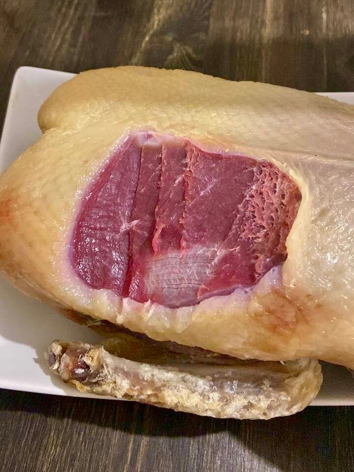 Деликатес мясной натуральный / Утка вяленая 2 шт в вакууме