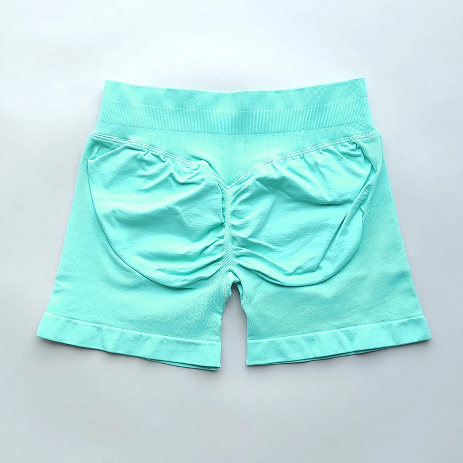 Шорты спортивные