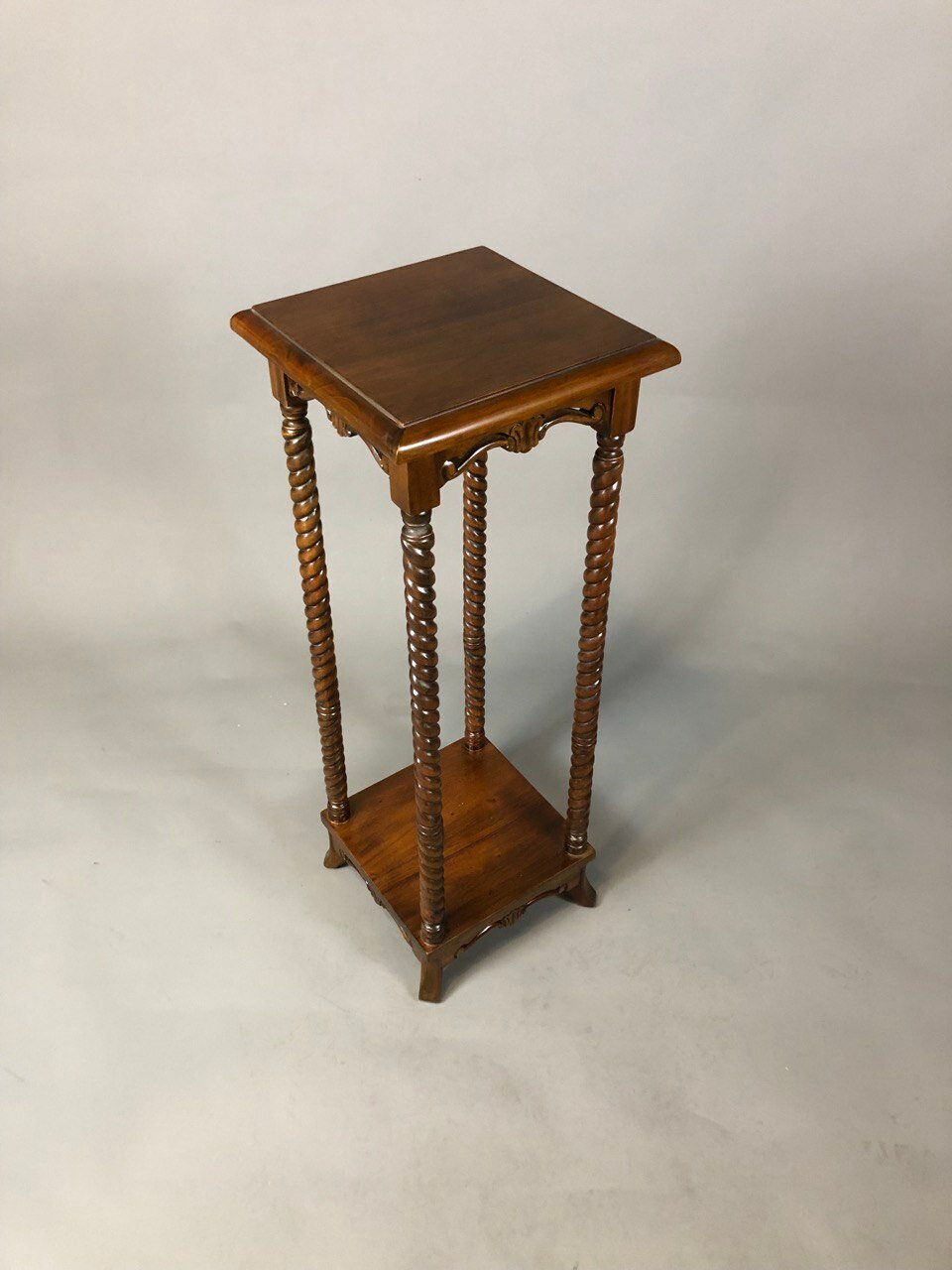 Подставка для цветов/растений DOMKORLEONE из красного дерева (mahogany wood), цвет орех LBW (коричневый)