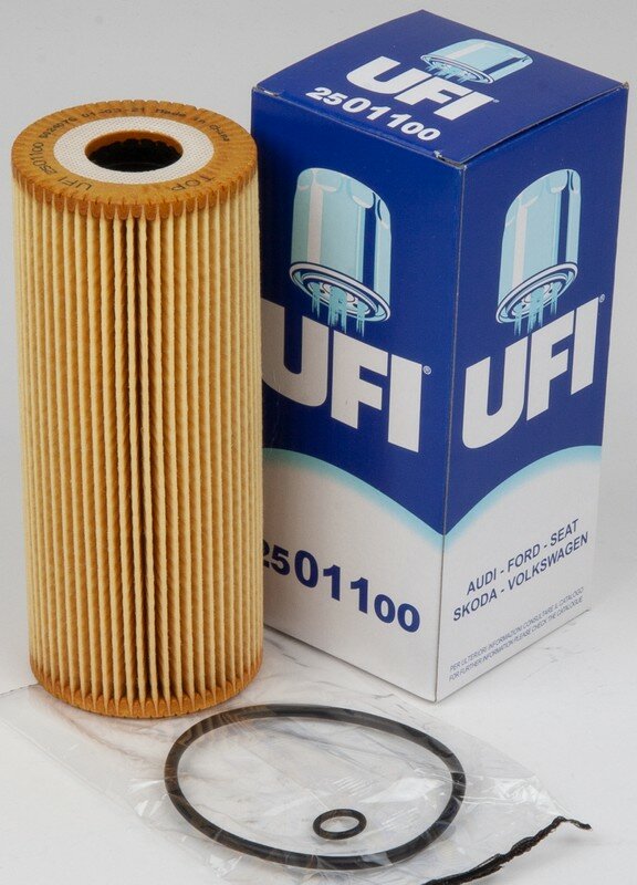 Фильтр масляный UFI 2501100 для Audi A3 A4 A6, VW Golf Passat Sharan CRAFTER 1.9TDi - XM21-6744-AA; 1100696; 074115562