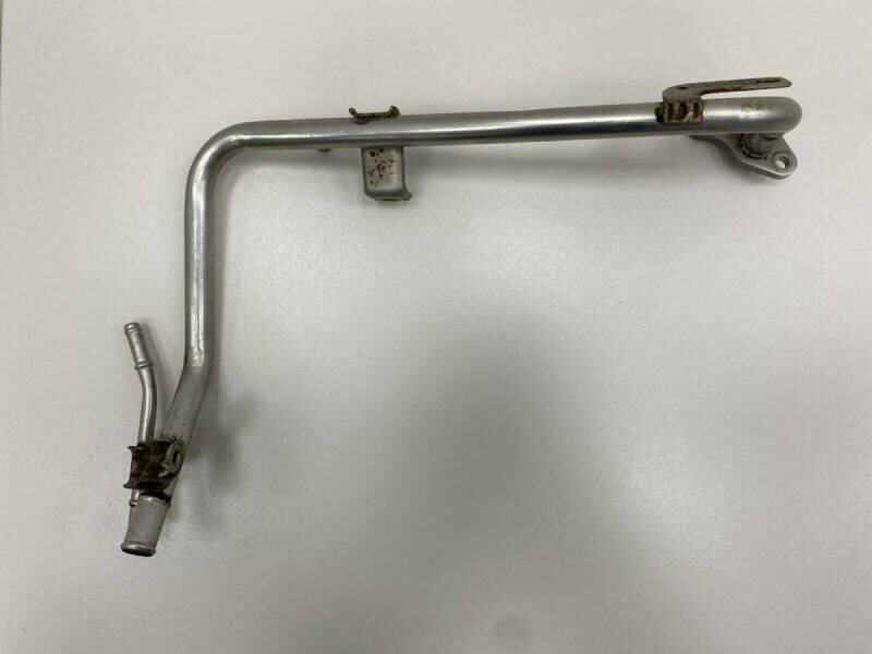 Трубка охлажд. жидкости металлическая Toyota Corolla E120 2001-2007 кат.номер: 1626822160 1626822161