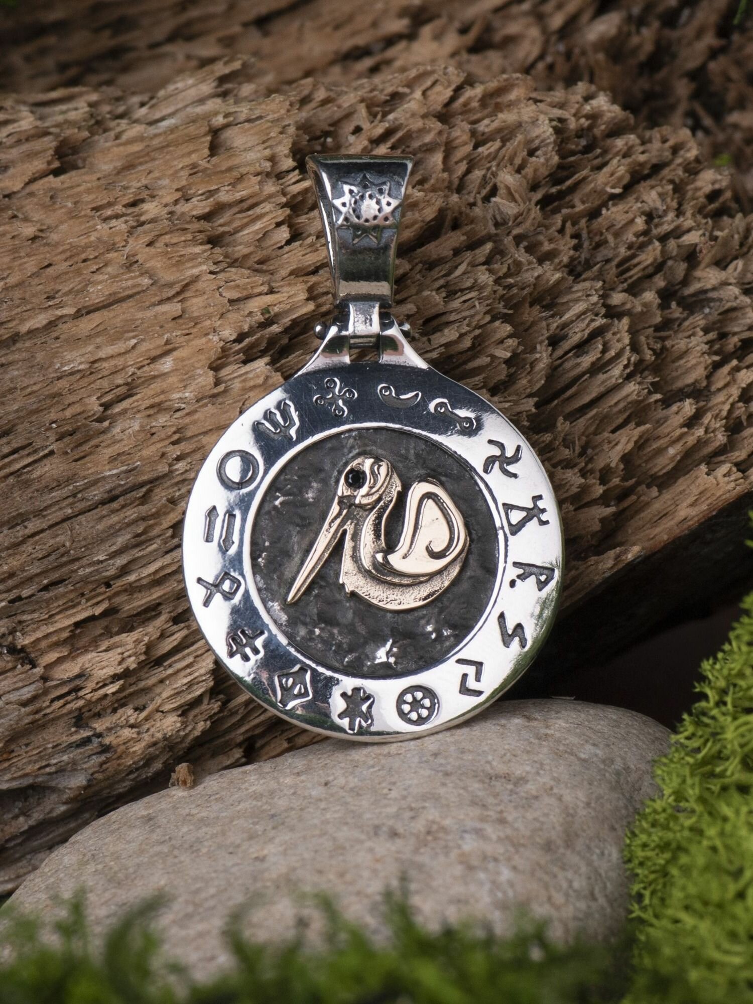 Подвеска Сила Предков, серебро, 925 проба, чернение, шпинель, бронзит