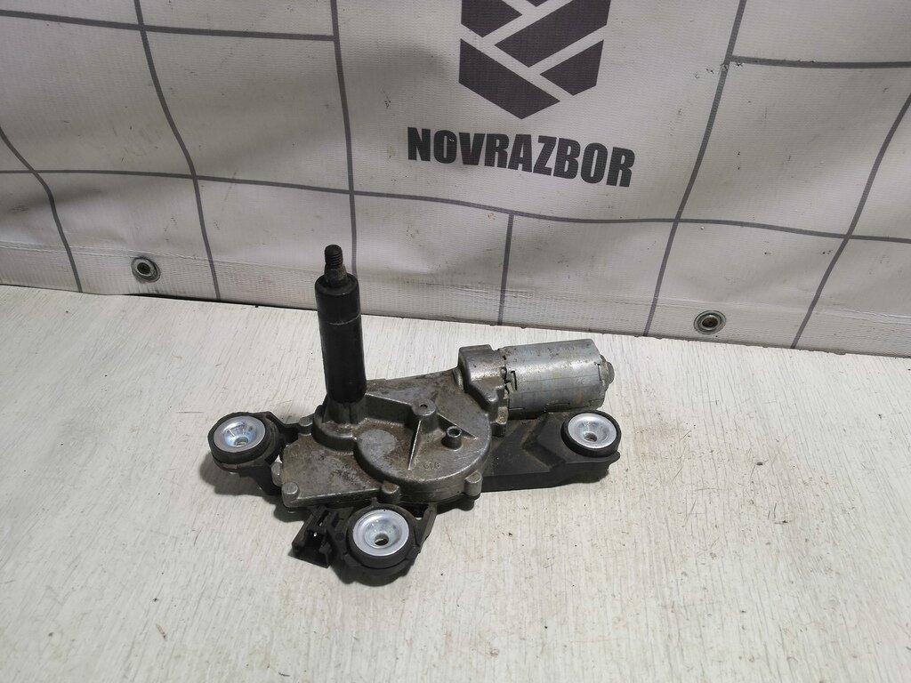 Моторчик стеклоочистителя задний Ford Focus 2 05-08