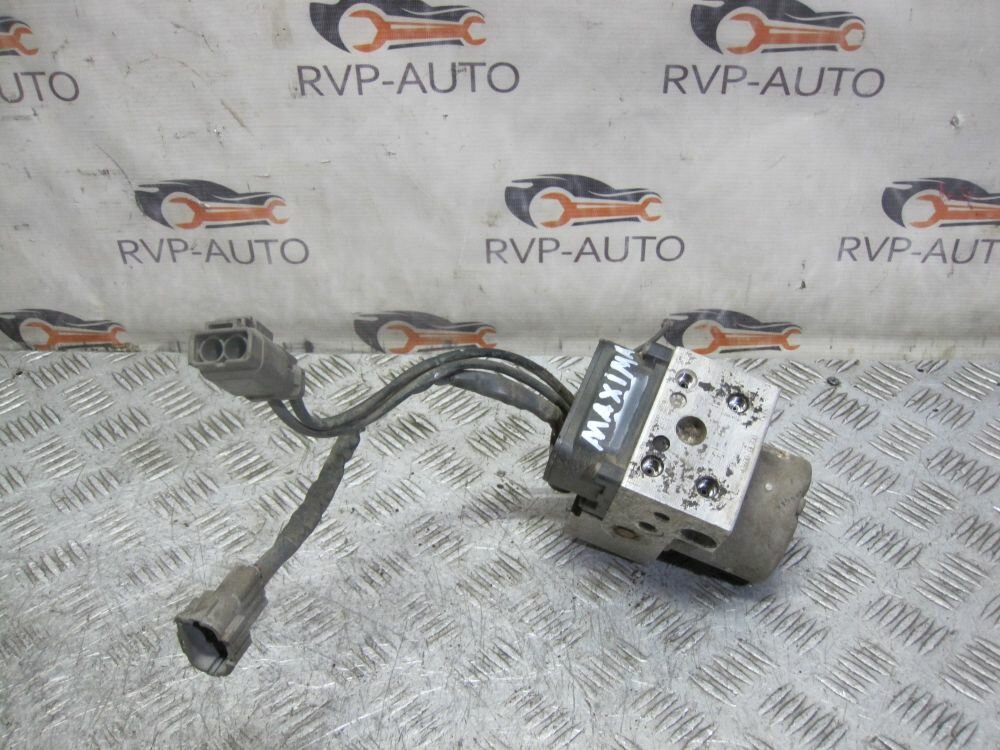 Блок ABS, насос Nissan Maxima A32 1994-2000 110000403C0