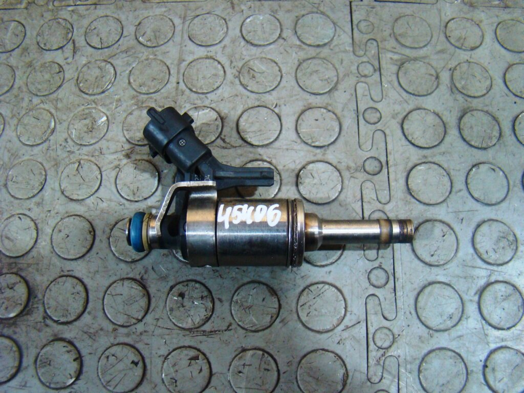 BMW 1 F20 Форсунка инжекторная электрическая 13538682350