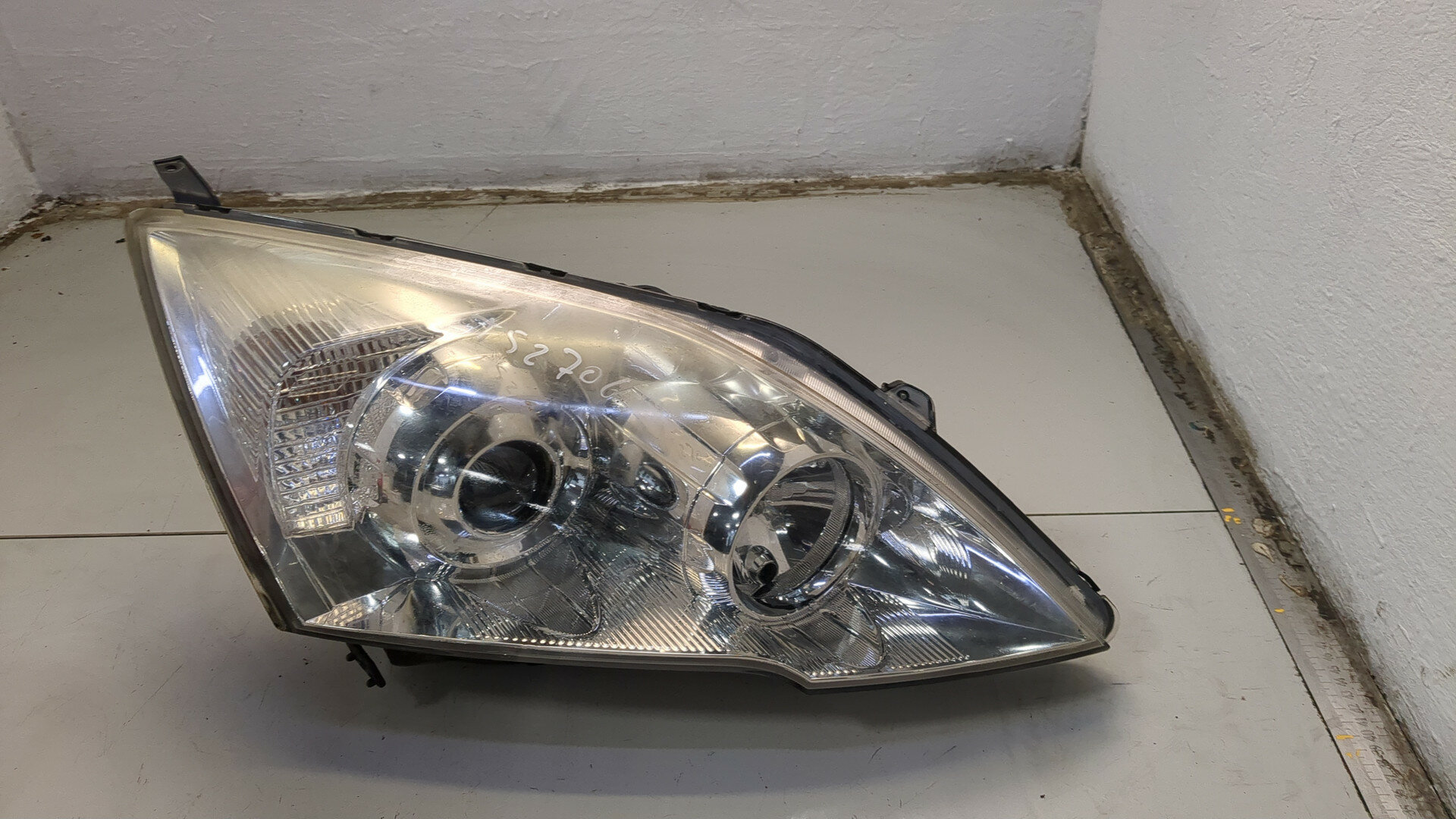 Фара (передняя) правая Honda CR-V Б/У