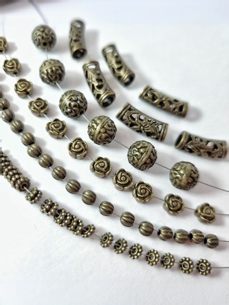 Бусины металлические 4-20мм. 122шт. Цвет Бронза.