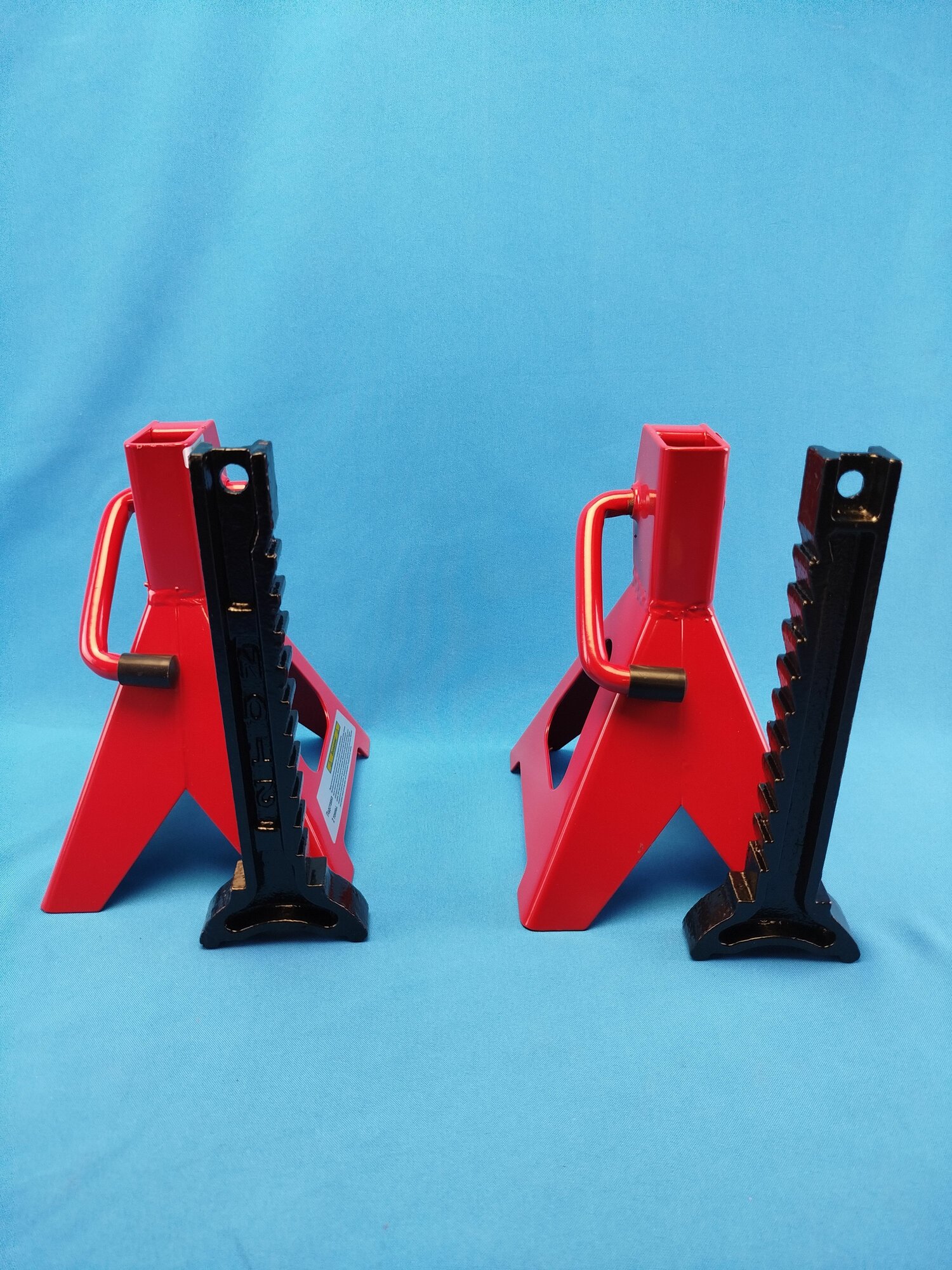 Подставка под машину "сервис-ключ" 2т