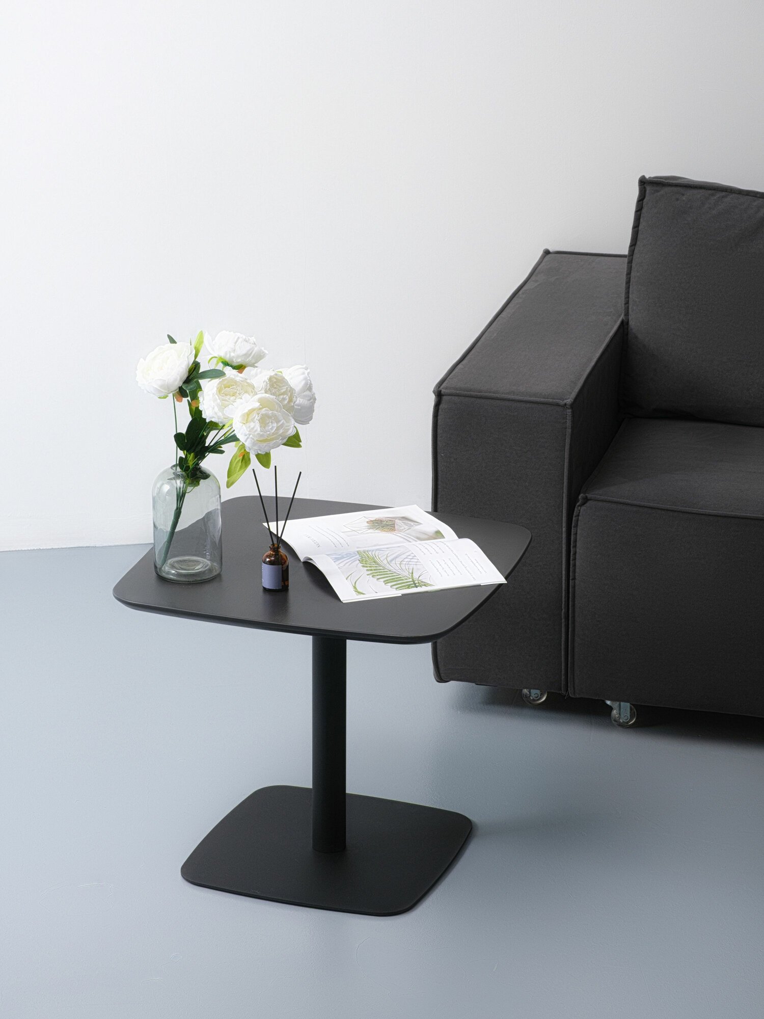 Барный стол "стоун", черный, березовая столешница, металлический каркас, высота 52 см, нагрузка до 60 кг