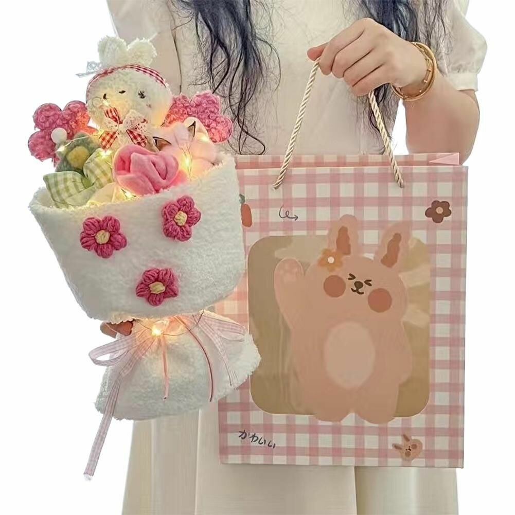 Букет из мягких игрушек плюшевый с подарочным пакетом и подсветкой