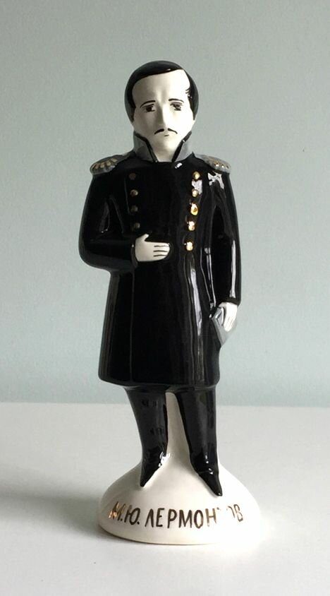 Фаянсовая скульптура М. Ю. Лермонтов Sr-VH-59