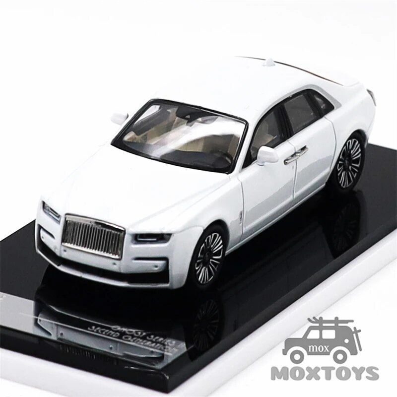 KING MODEL 1:64 Ghost Metallic Bburago Белый, Metallic White