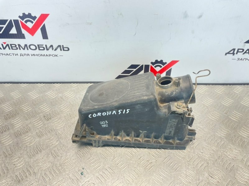 Б/У крышка воздушного фильтра toyota corolla 2003 ZZE120 4ZZFE nприсутствует не большой скол пластика 61695 TOYOTA арт. 177...
