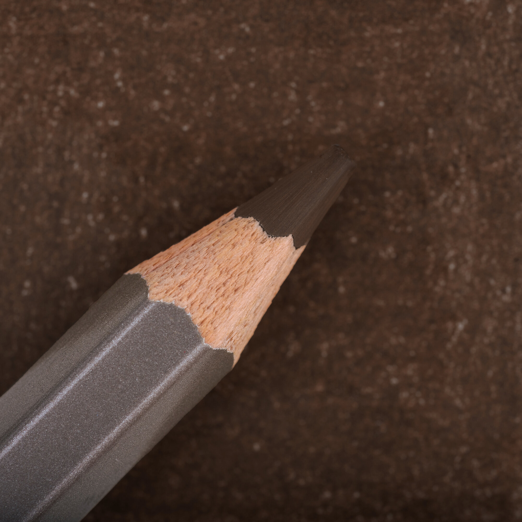 Карандаш цветной GRAFART PRO №520 шоколадный